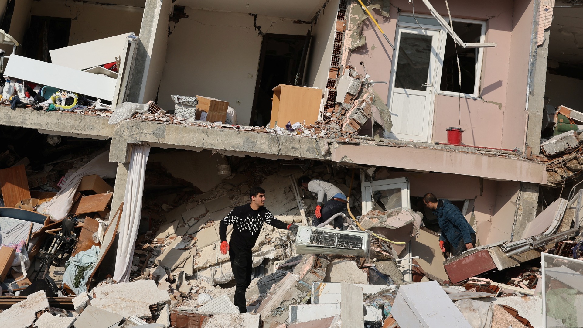 Disastrous Turkey Earthquake Death Toll Could Increase